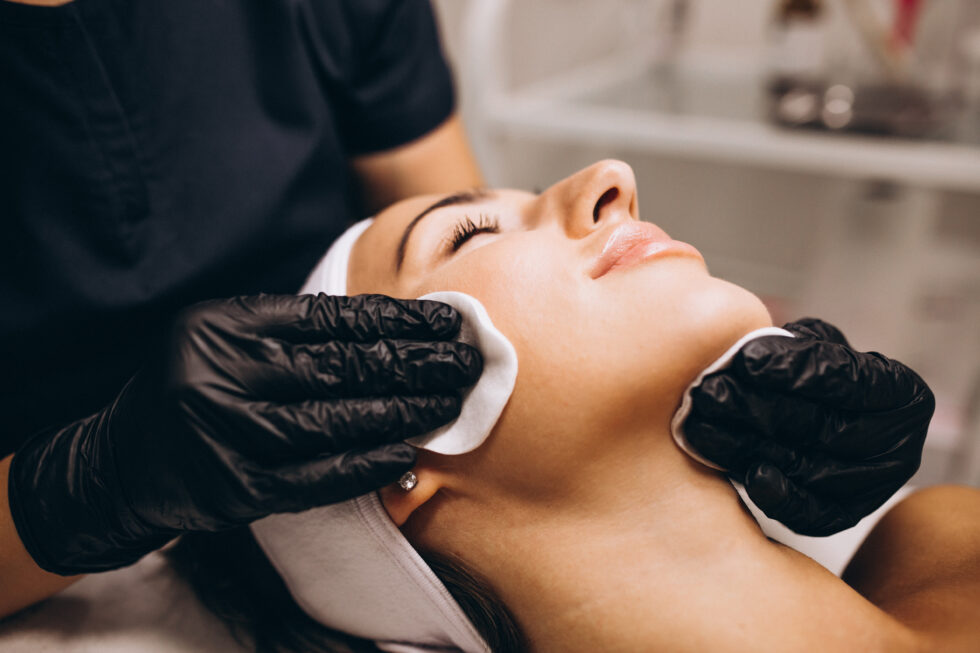 ESTHETICIAN PROGRAM - Rise Aesthetic Institute